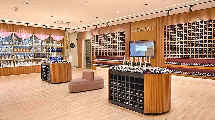 Hedonne - Kolkata's Largest Liquor Store