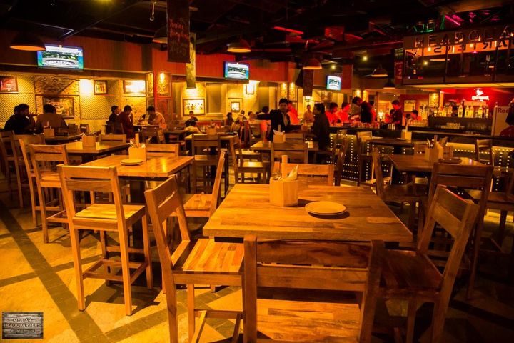 Best Bars in Connaught Place