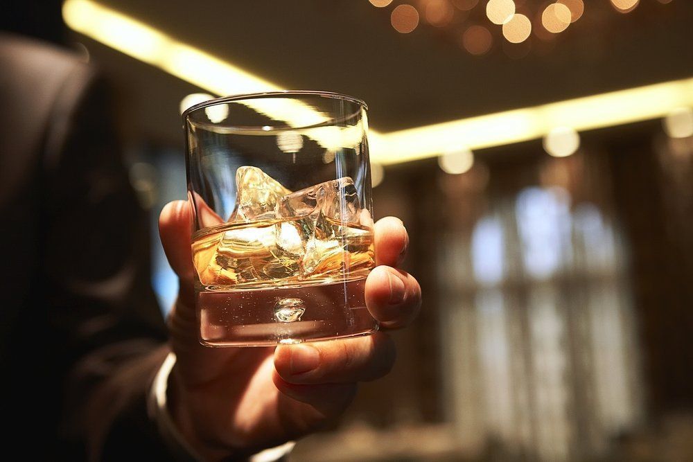 Tips For First-Time Drinkers: 7 Ways To Have Fun And Be Safe!